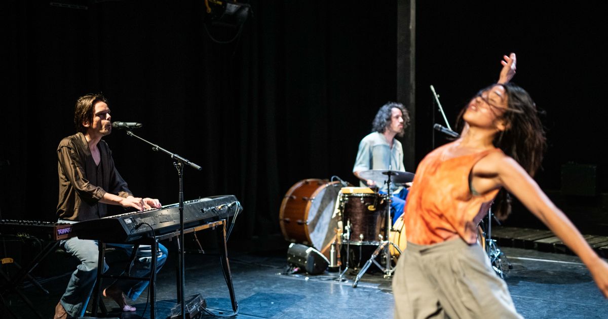 HUSH — De Dansers | Theater Bellevue